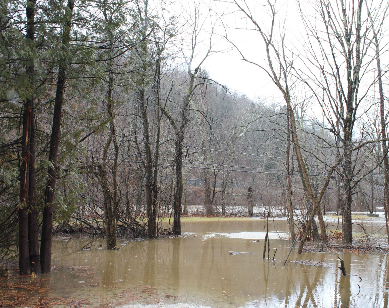 Rainfall threatens to flood Southern Vermont, warning issued by ...