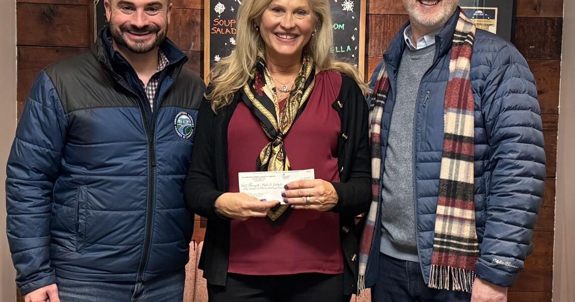 The Shires Holiday Inn Tours raises $4,350 For local food programs ...