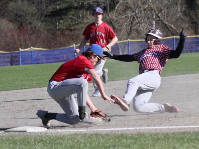 Arlington baseball hangs 22 on Mill River | Sports | benningtonbanner.com