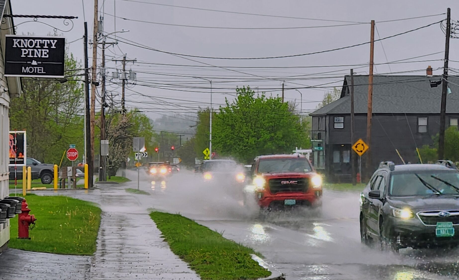 High water swamps Northside Drive | Local News | benningtonbanner.com