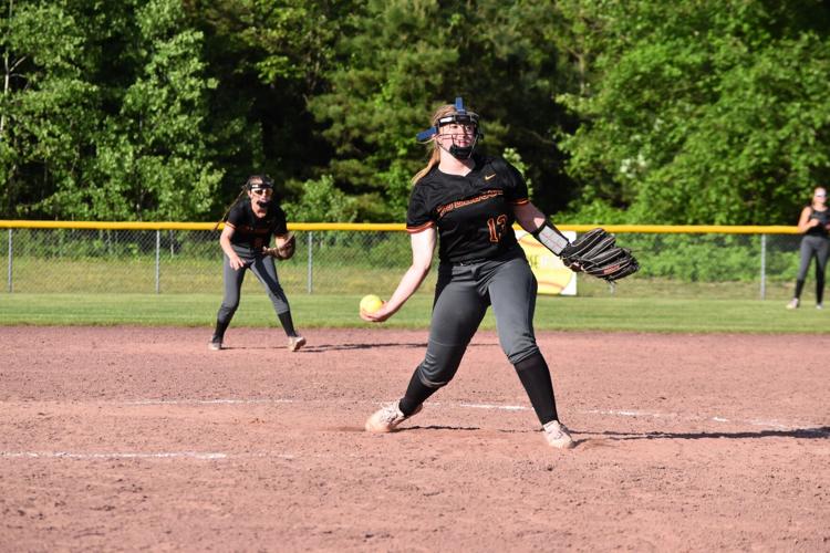 Berne-Knox Westerlo outlasts Hoosick Falls for sectional title | Sports ...