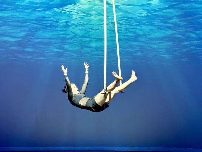 Circus artist goes 'full circle' | Local News | benningtonbanner.com