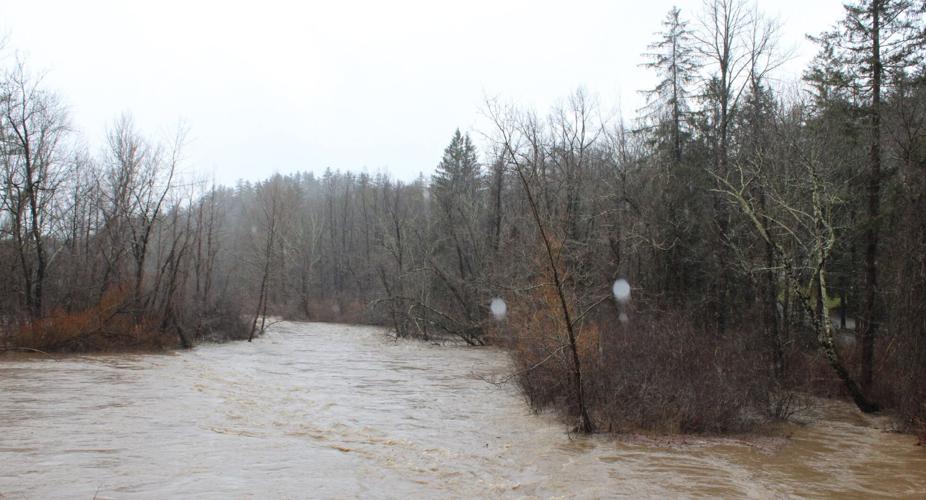 Rainfall threatens to flood Southern Vermont, warning issued by ...