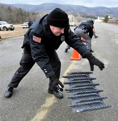 Police groups train with spike strips | Local News | benningtonbanner.com