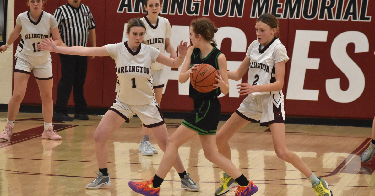Arlington turns defense into offense in blowout victory over Sharon ...