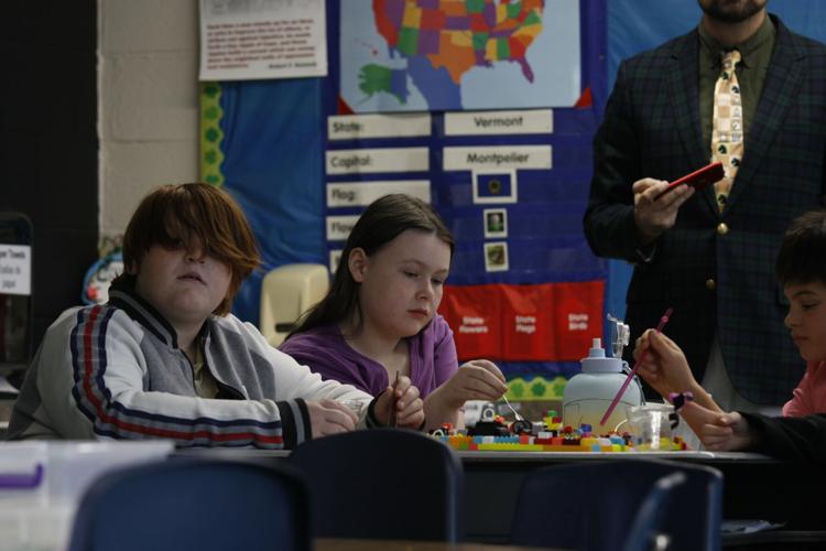 Bennington Rising: College, high school students teach class before ...