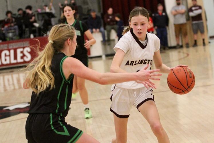 Arlington turns defense into offense in blowout victory over Sharon ...
