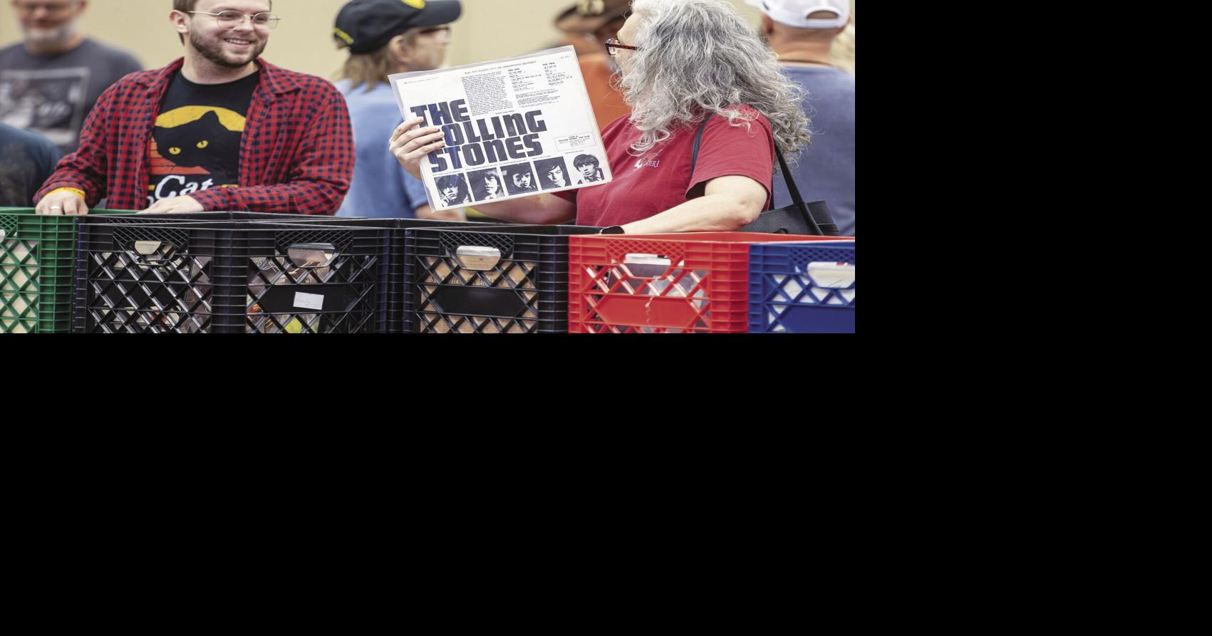 Vinyl convention at Benton Event Center tomorrow | News | bentoncourier.com