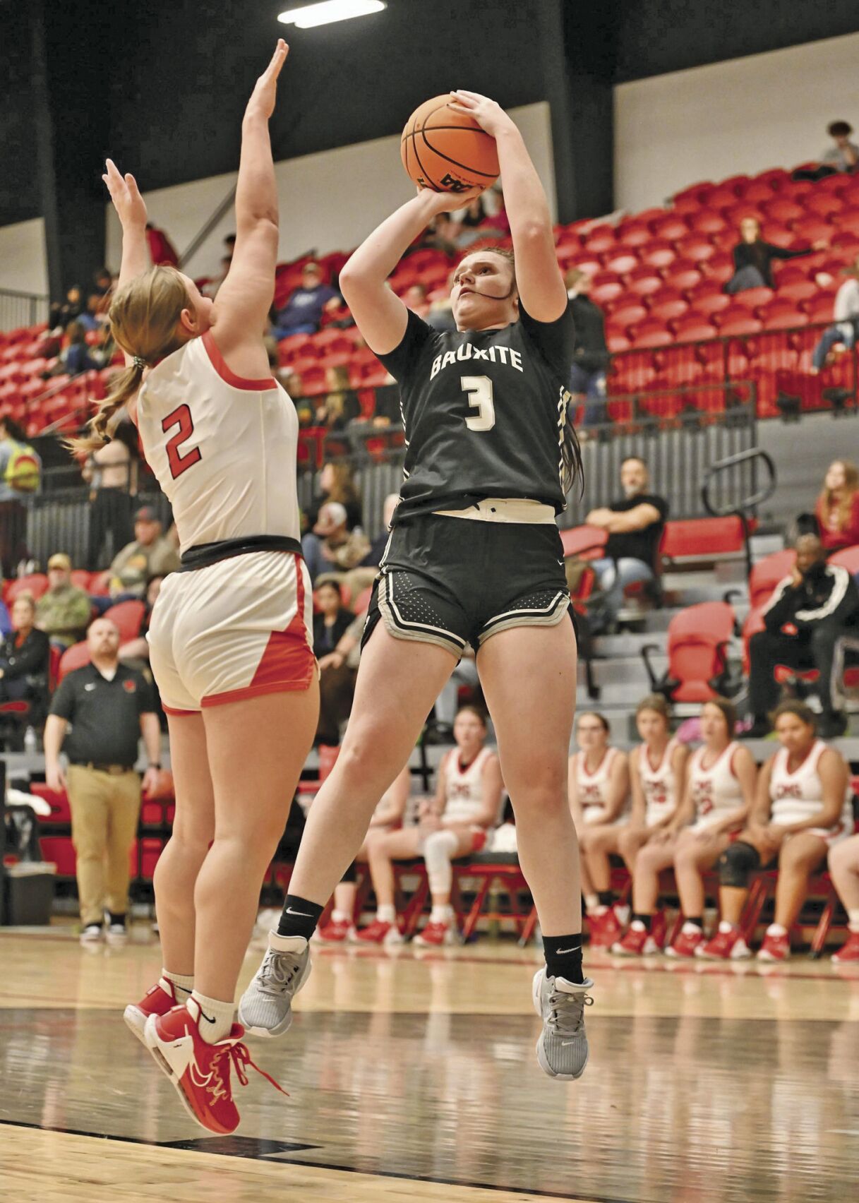 Defense does it for Lady Miners | Sports | bentoncourier.com