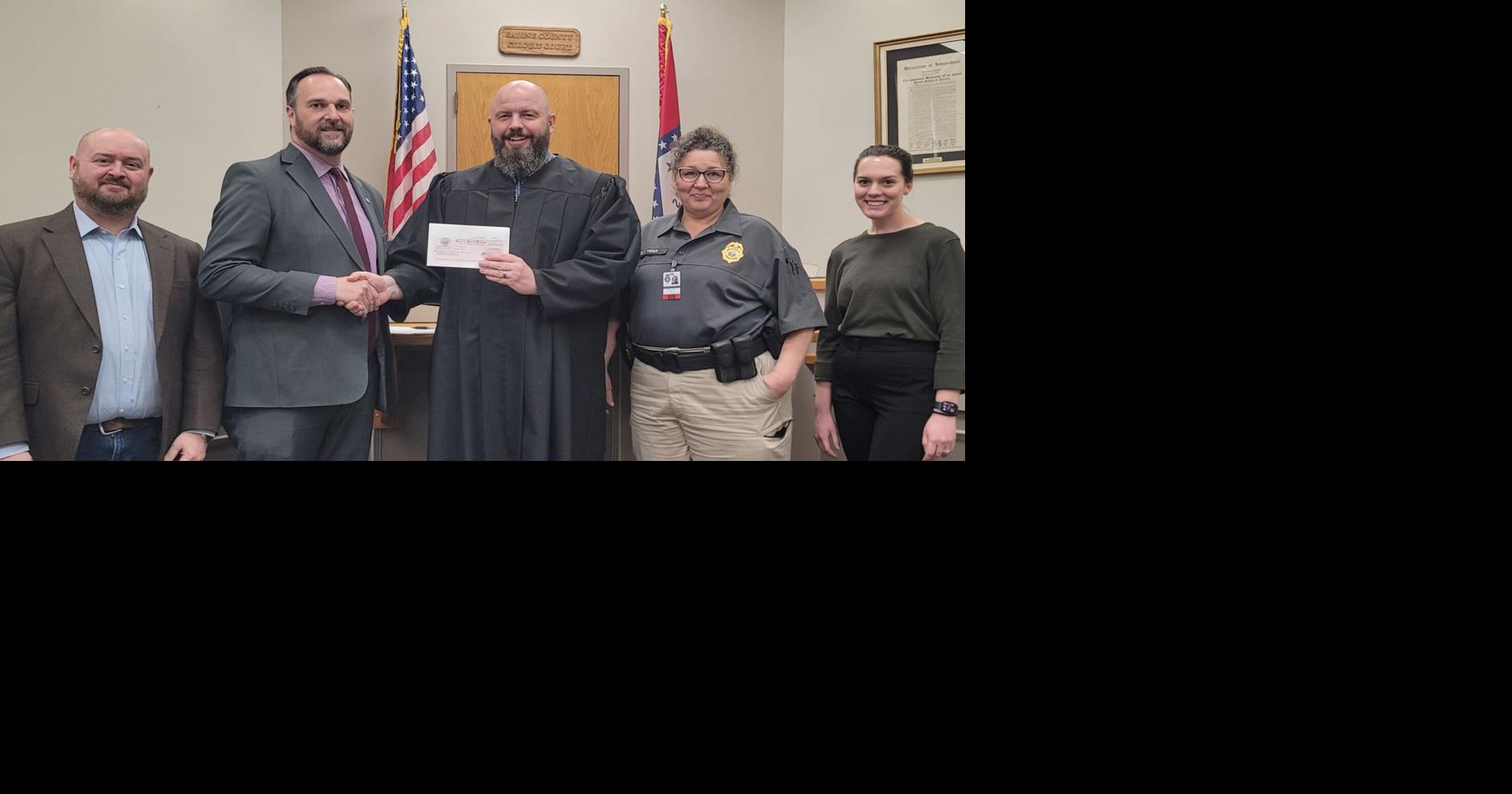 Saline County Drug Court receives $22,562 award | News | bentoncourier.com