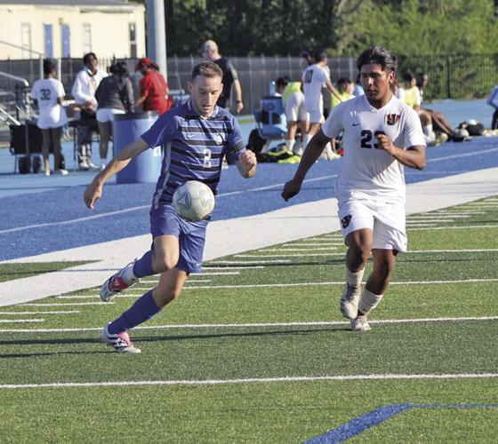 2 Hornets net All-State honors | Sports | bentoncourier.com