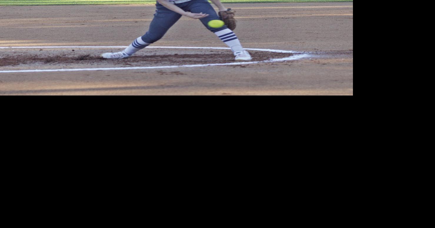 Armstrong strong-arms Tigers with perfect game | Sports | bentoncourier.com