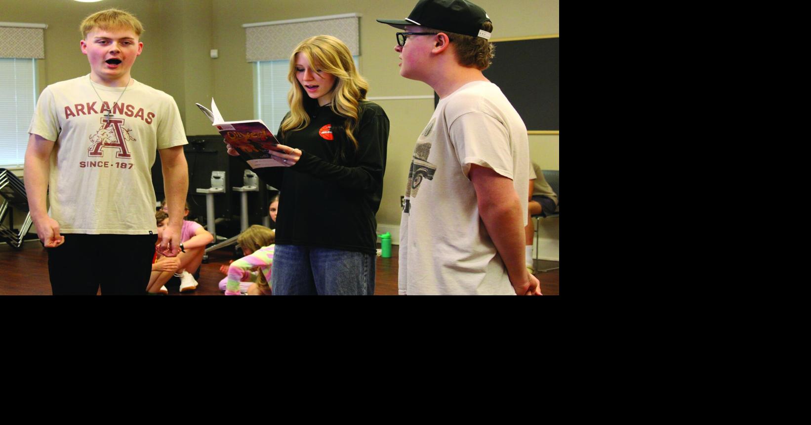 Rising Stars to present “Oliver! Jr.” on May 23 | News | bentoncourier.com
