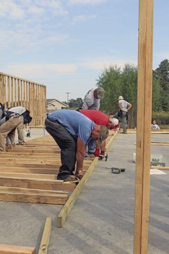 Habitat for Humanity Apostles Build | | bentoncourier.com
