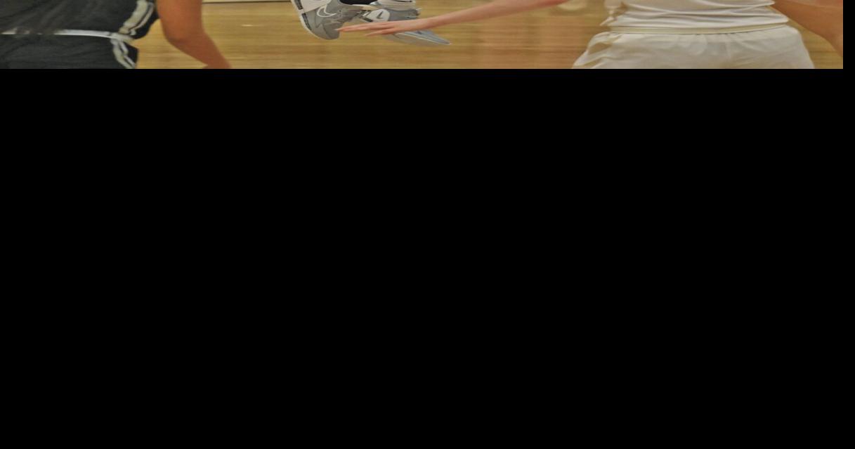 Late turnovers do in Lady Miners | Sports | bentoncourier.com