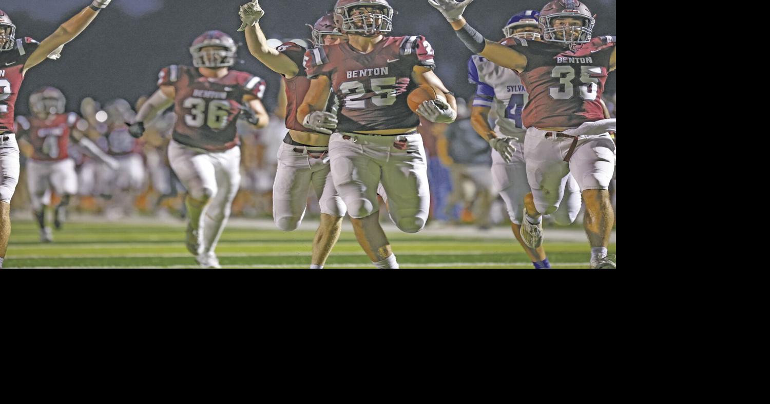 Benton blasts Bears in home opener | Sports | bentoncourier.com