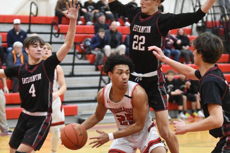 Photos: Hoosac Valley's Frank Field scores 1,000th point | Multimedia | berkshireeagle.com