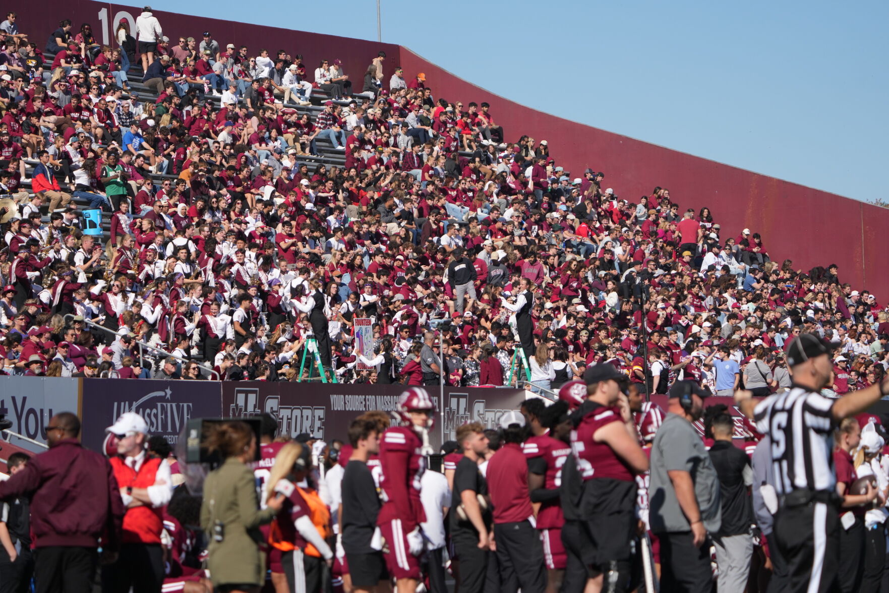 UMass football adds five for the 2025 freshman class | Umass ...