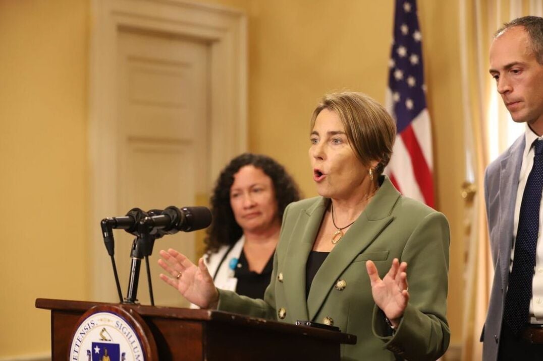 Healey speaks at microphone | | berkshireeagle.com