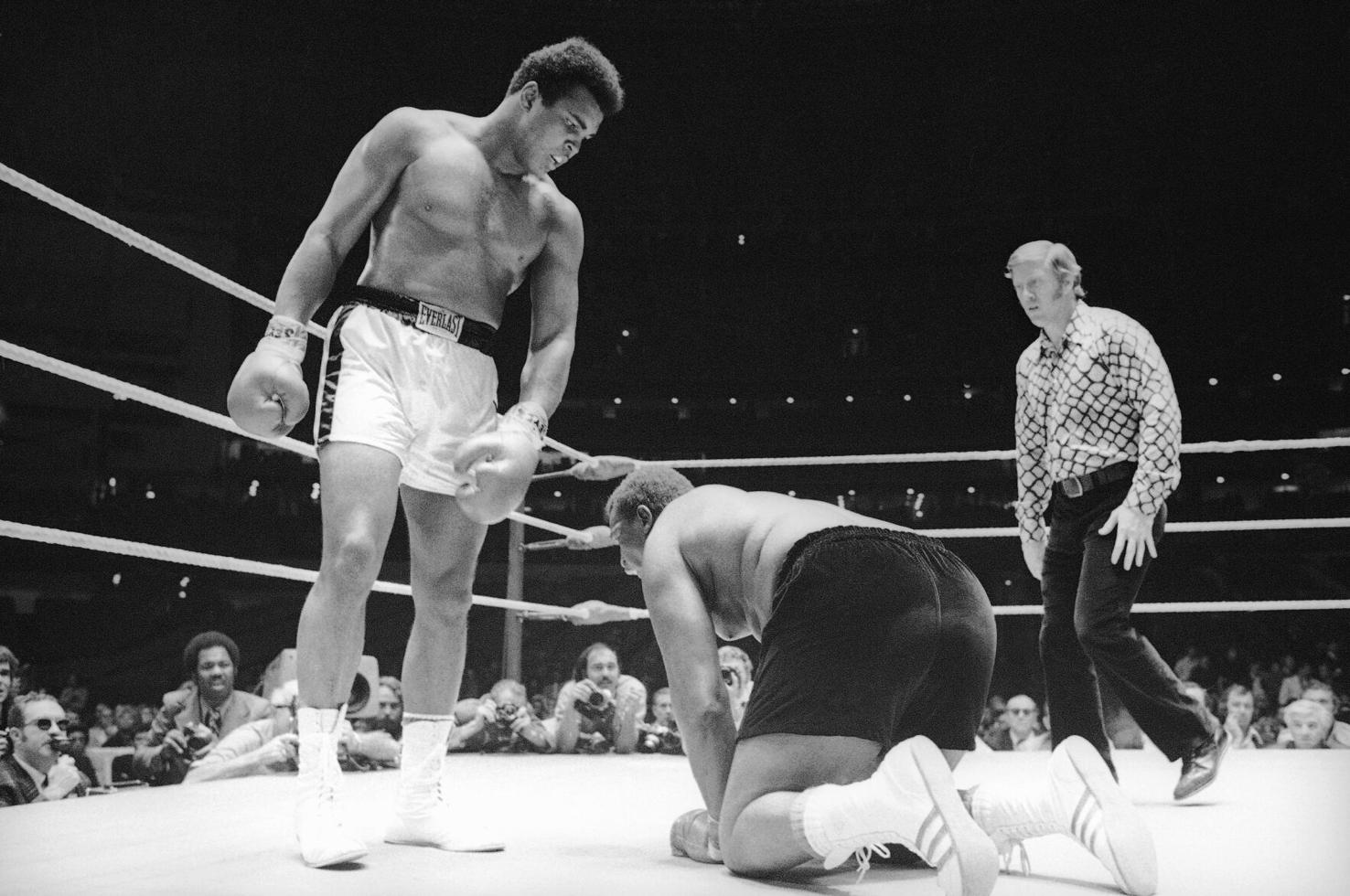 Muhammad Ali and Buster Mathis Boxing | | berkshireeagle.com