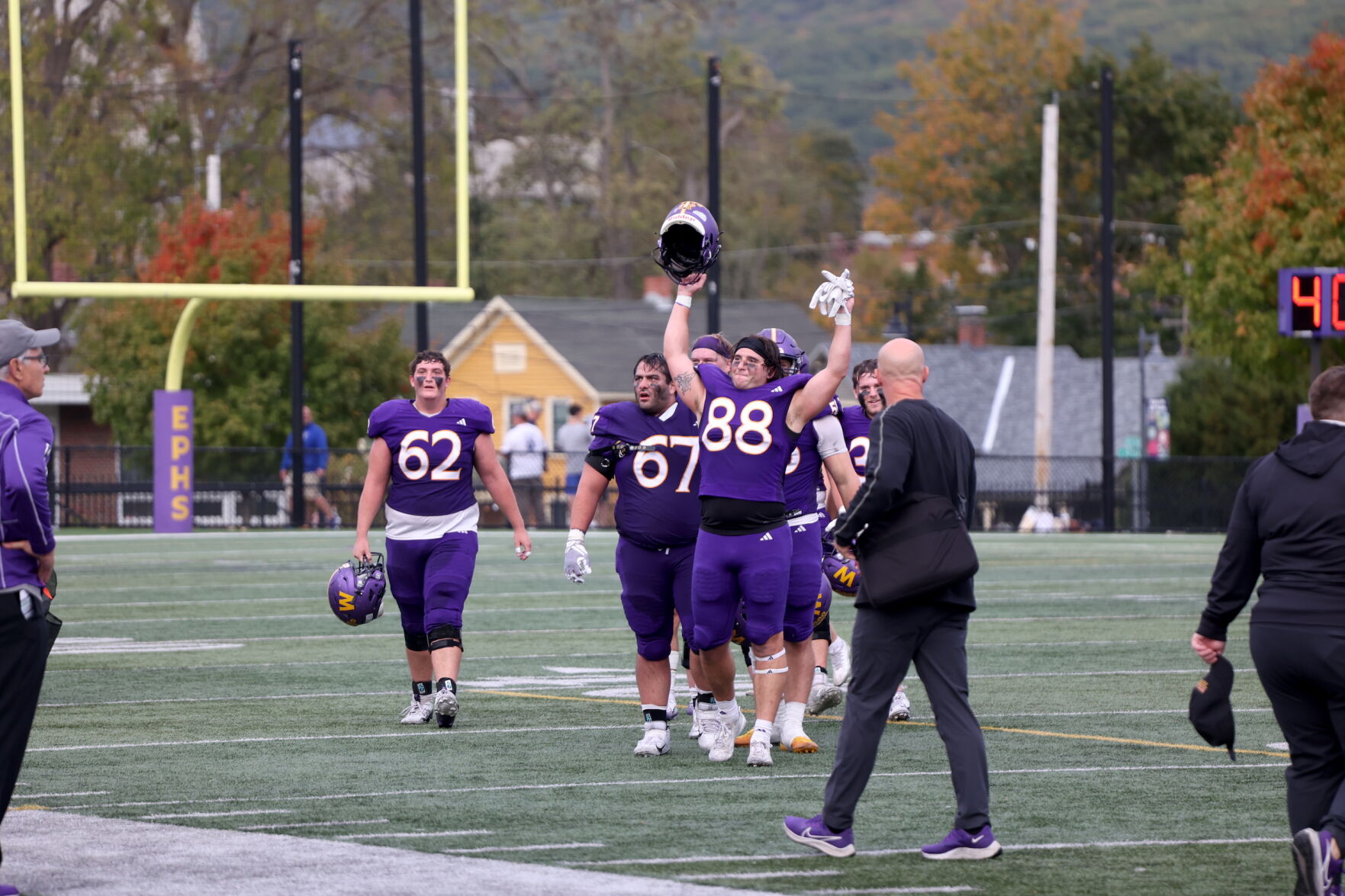 Williams College puts 5 players on All-NESCAC football first team, 11 ...