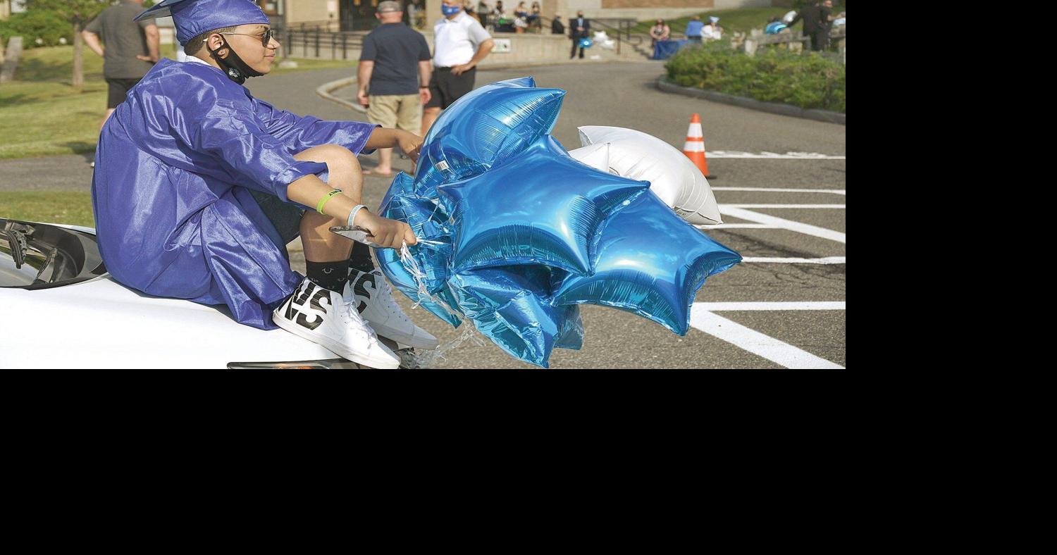 Drury grads, despite 'unusual circumstances,' show panache with Class ...