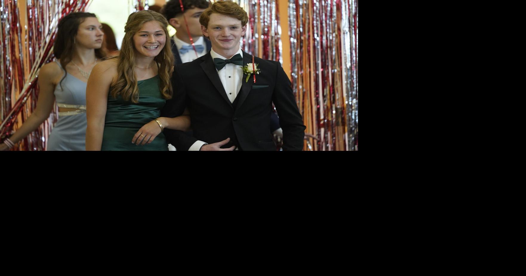 Photos: Lee High School Prom 2022 | Multimedia | berkshireeagle.com