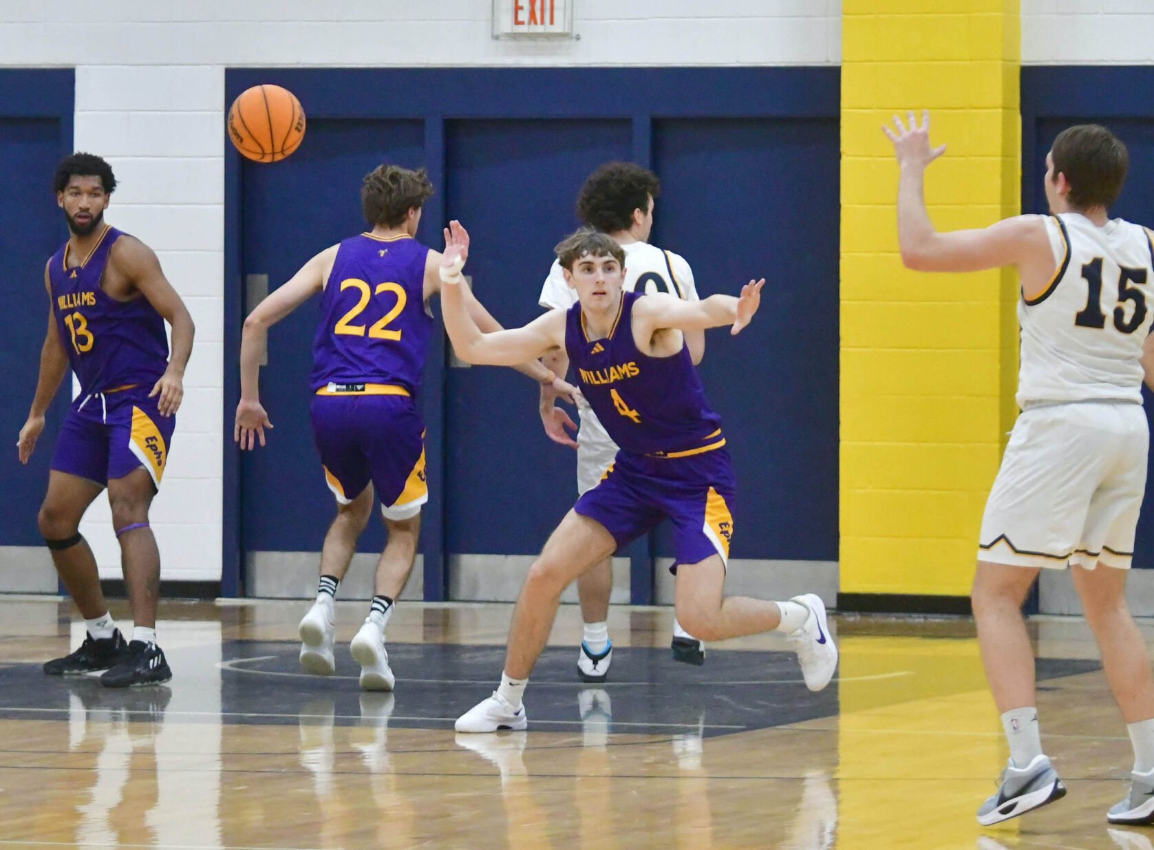 Williams College men's basketball beats sixth-ranked Trinity for huge ...