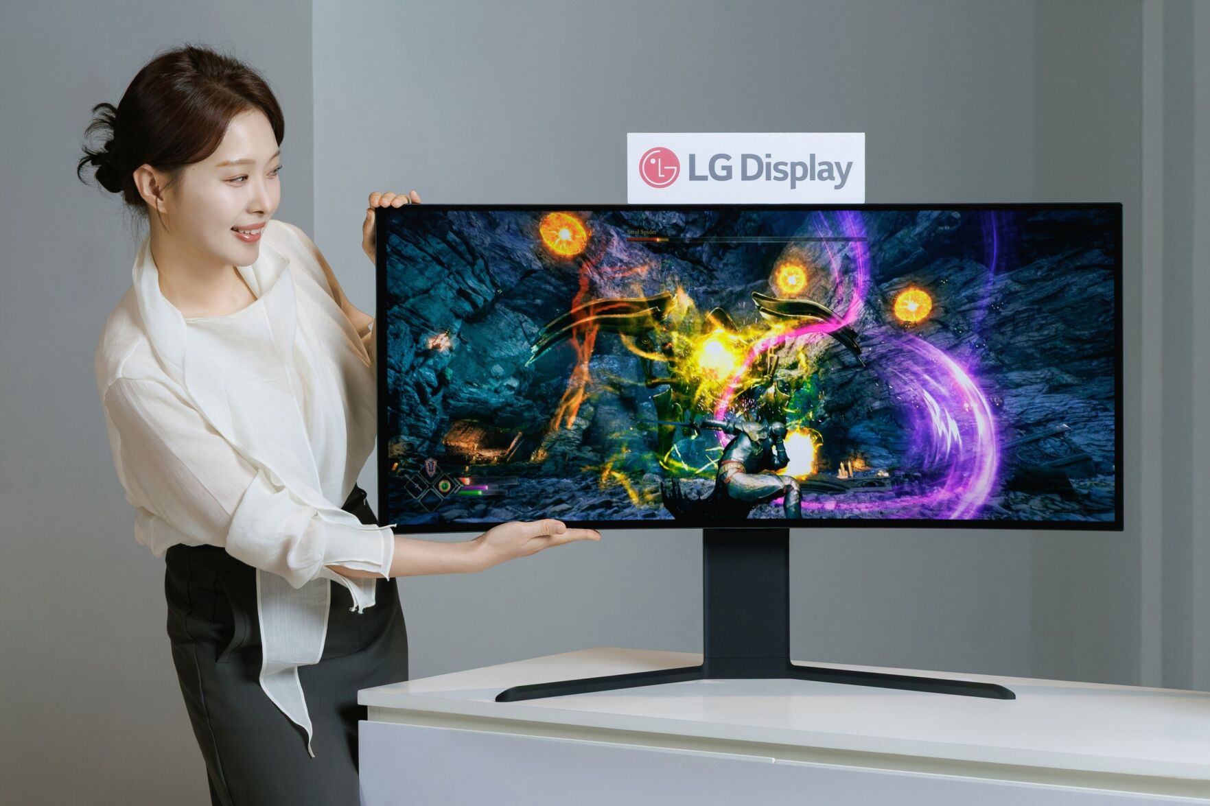 LG Display showcases wide lineup of world-first, leading OLED monitors ...