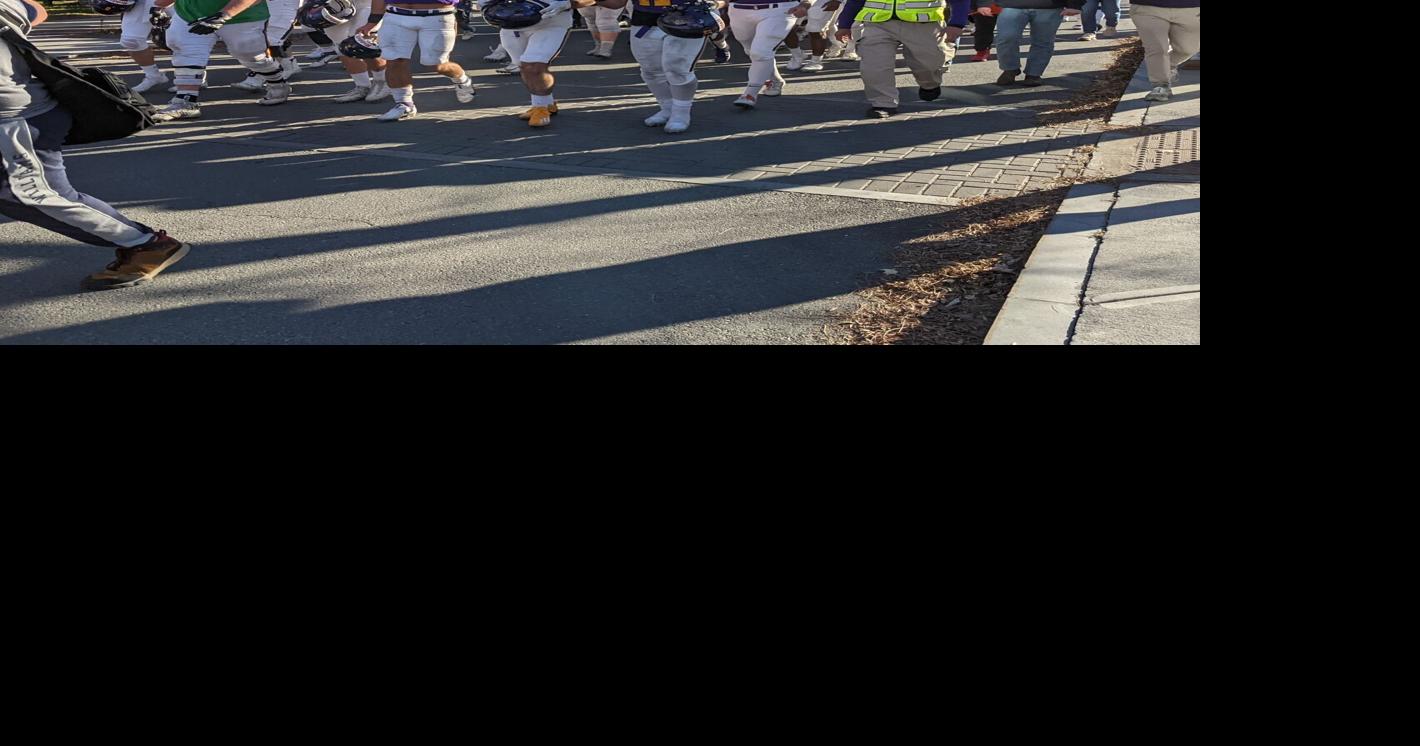 Williams College football improves to 8-0, beats Wesleyan for a share ...