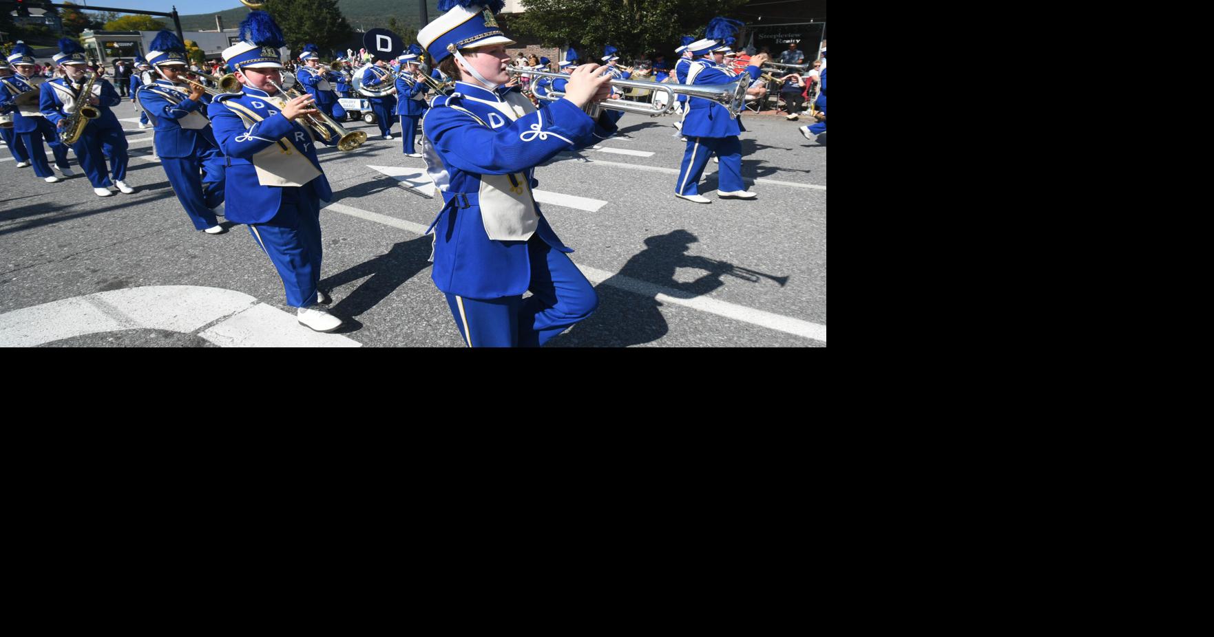 Photos: Children’s book and fairy tale parade floats dot the 67th ...