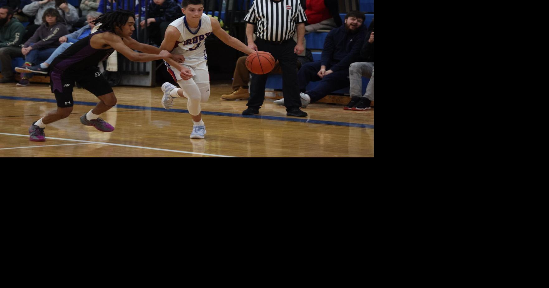 Bond dribbling | | berkshireeagle.com