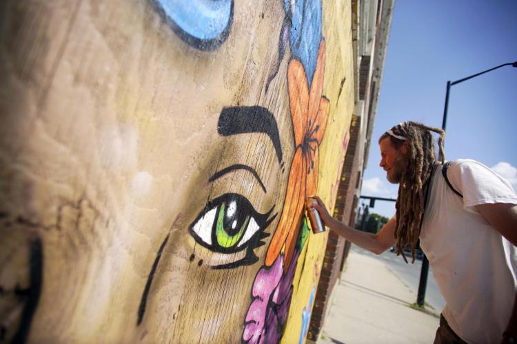 Photos: The Bee Queen | Multimedia | berkshireeagle.com