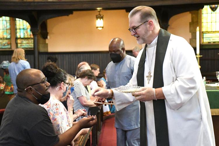 Rev. Ralph Howe, leading church pastor and Pittsfield community ...