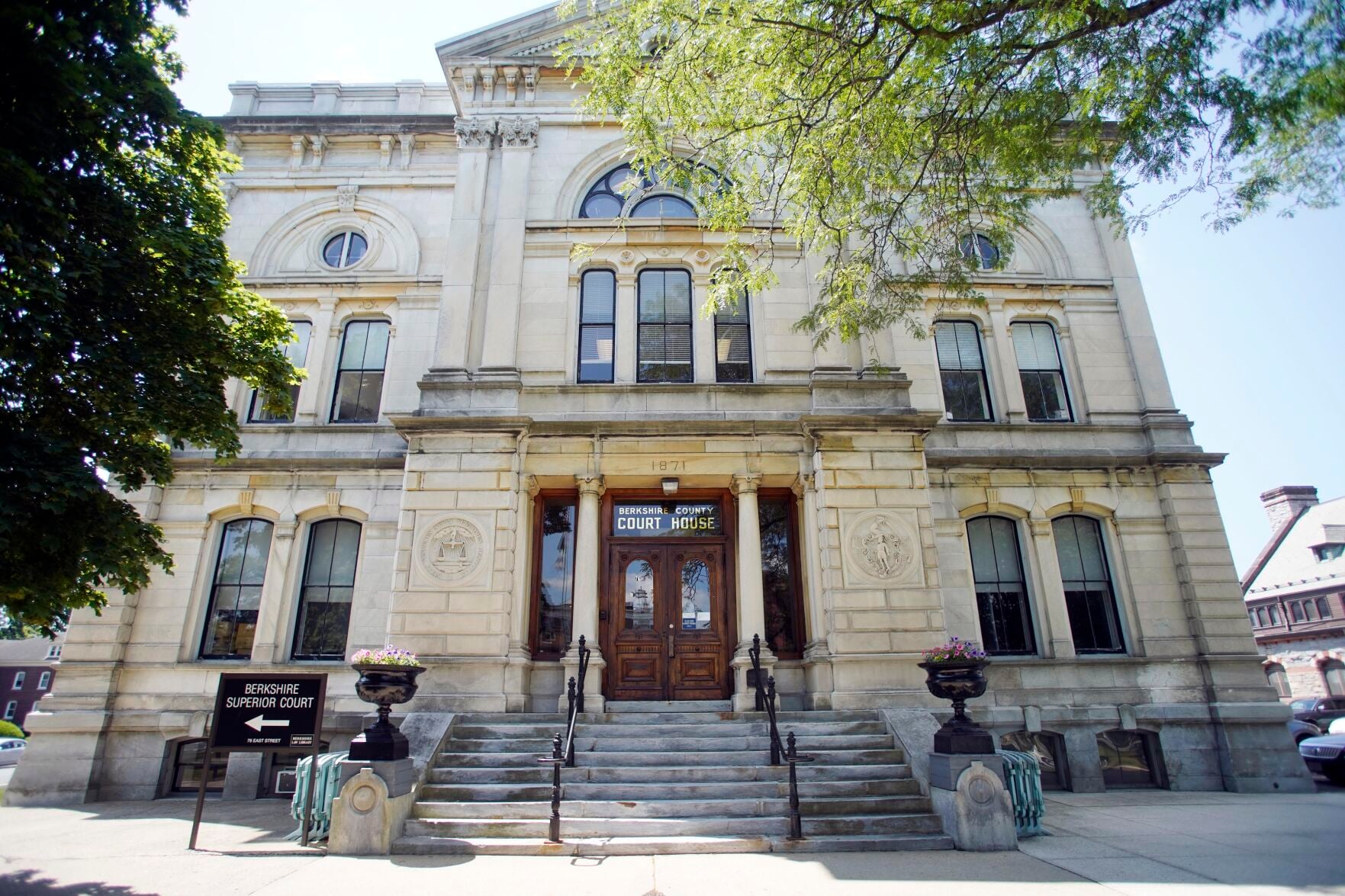 Pittsfield man charged with sexually assaulting child he transported ...