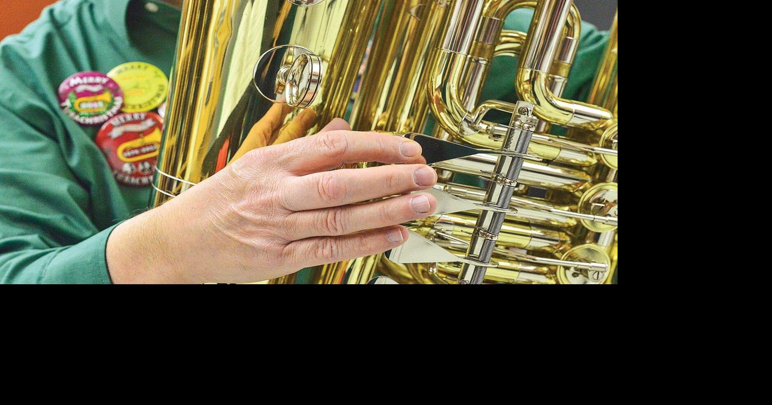 Tubas get their turn at holiday celebration | Arts and Culture ...
