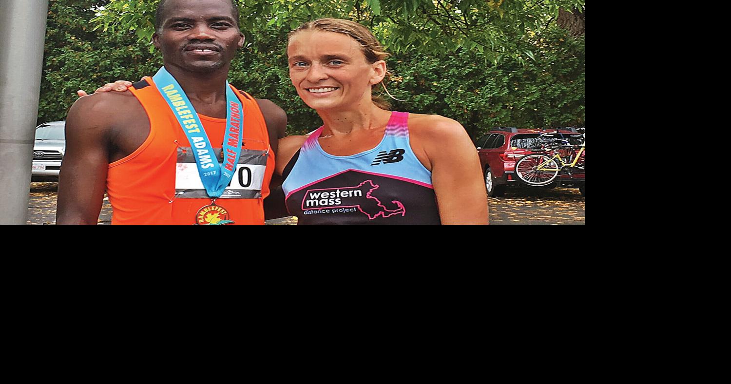 Runners brave the rain to run in Ramblefest Half Marathon and 8K ...