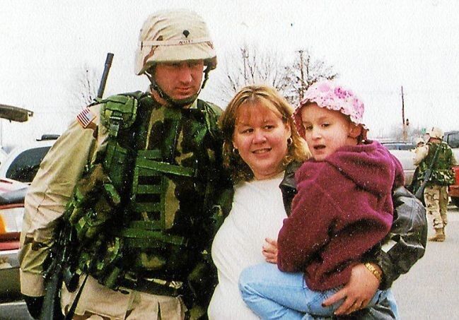 Iraq War widow Heidi Nutt honored as grand marshal of Lee Memorial Day ...