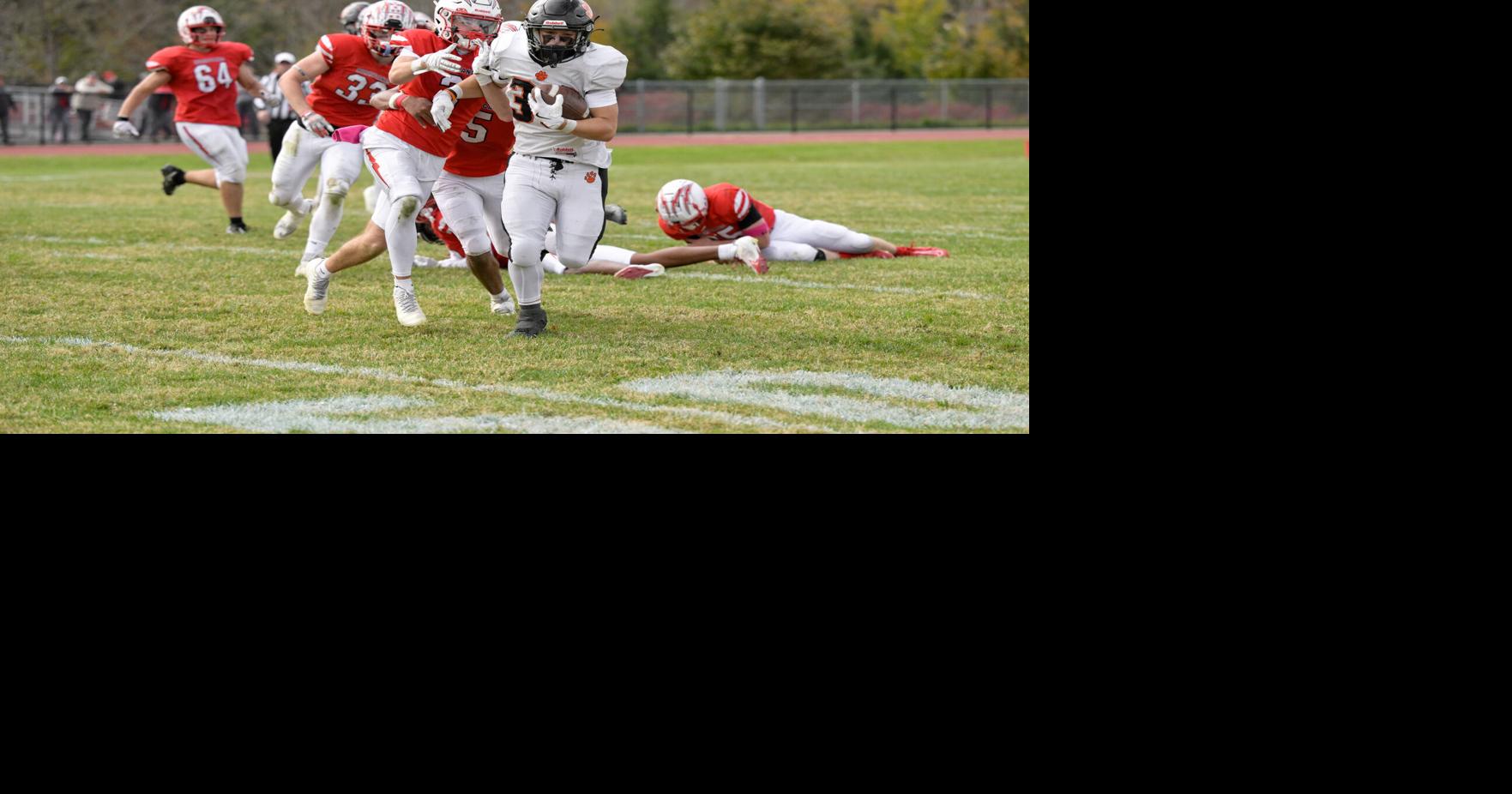 Lee High football grinds out win over Hoosac Valley | Football ...