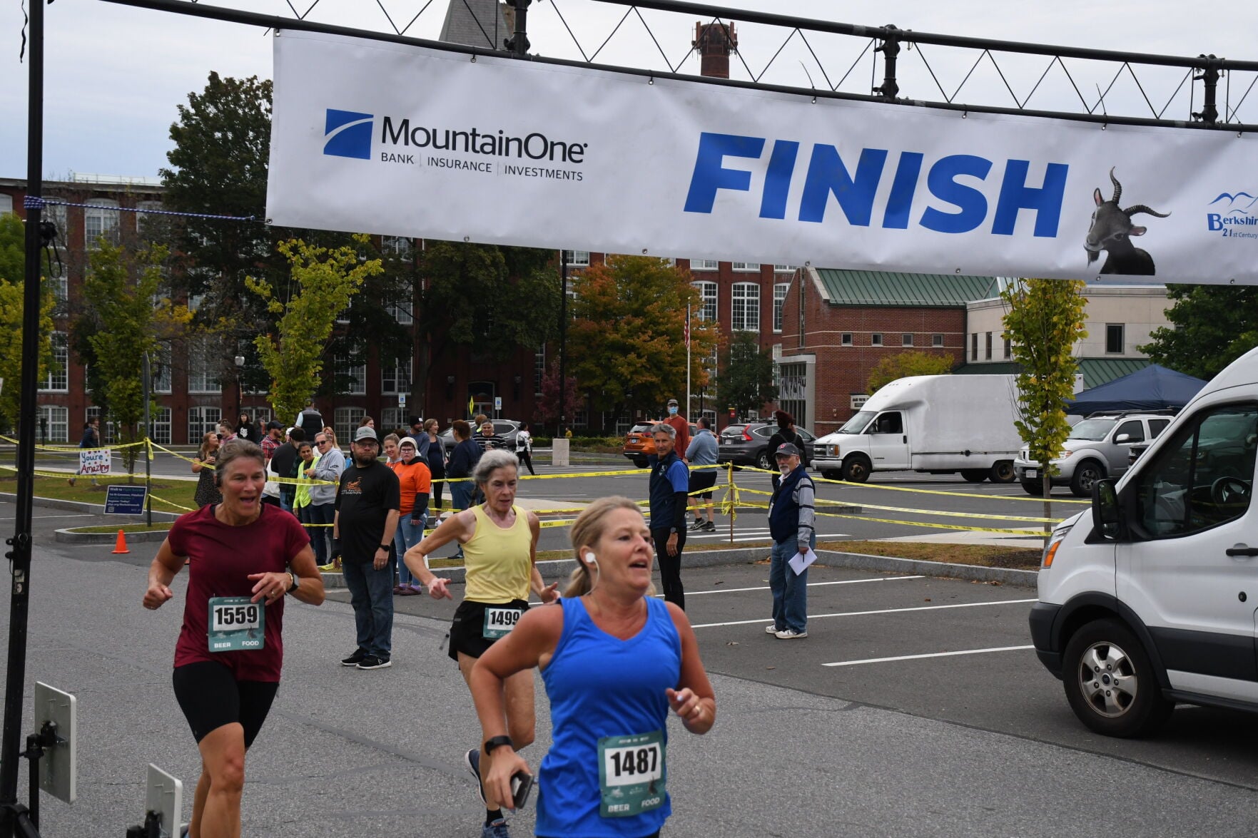 Steel Rail finish line. | | The Berkshire Eagle