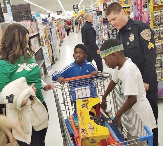 Children shop with cops in annual Pittsfield tradition | Archives ...