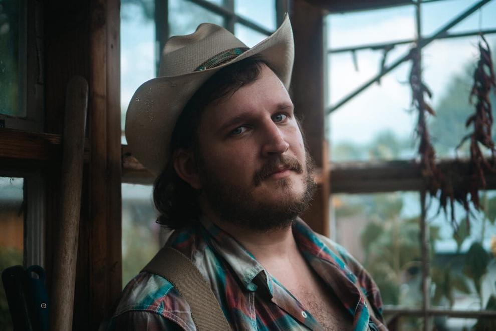 Willi Carlisle knew he'd become a folk singer, so he chose to earn his ...
