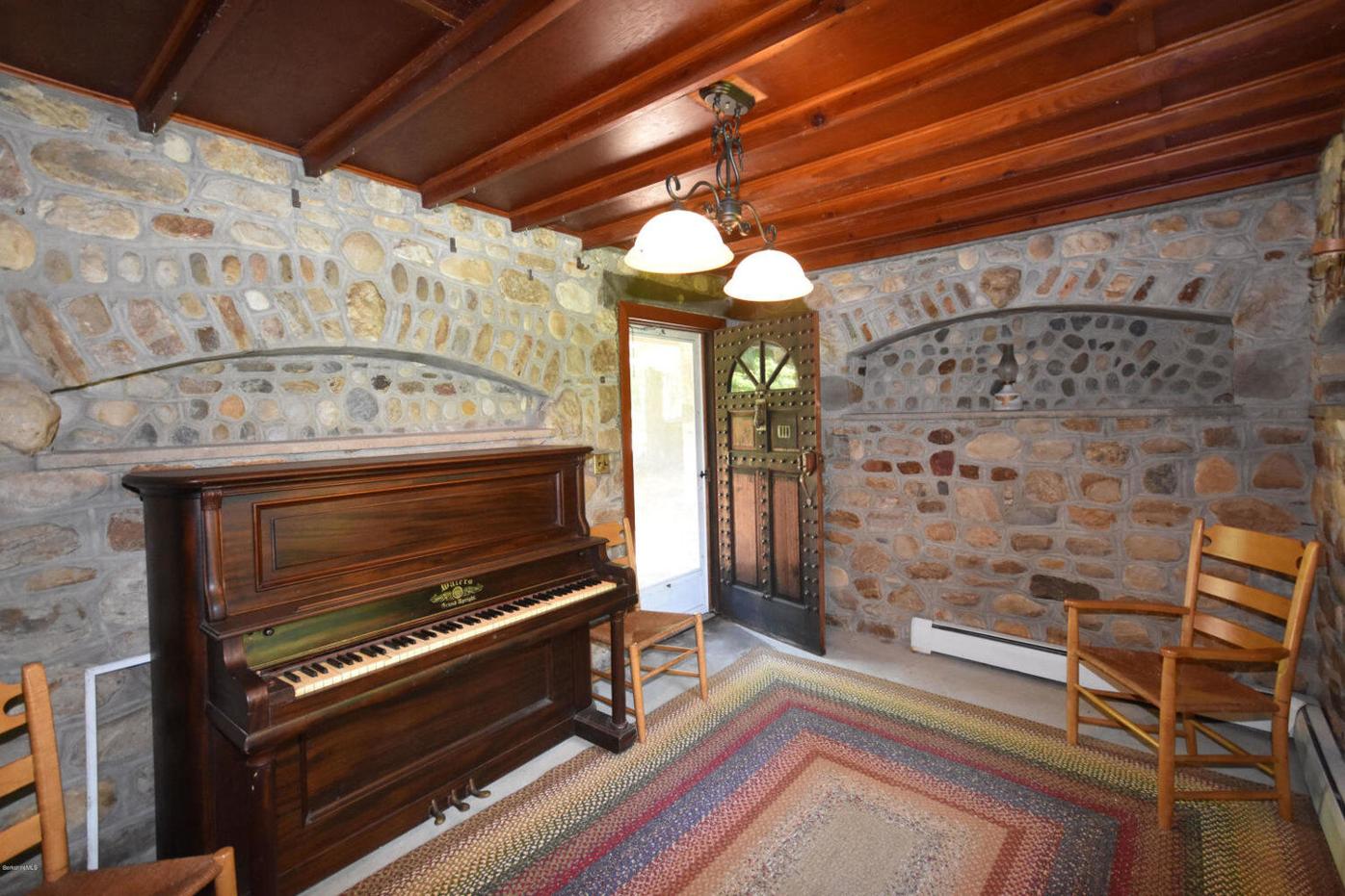 'Fantasy homestead made of stone' | Archives | berkshireeagle.com