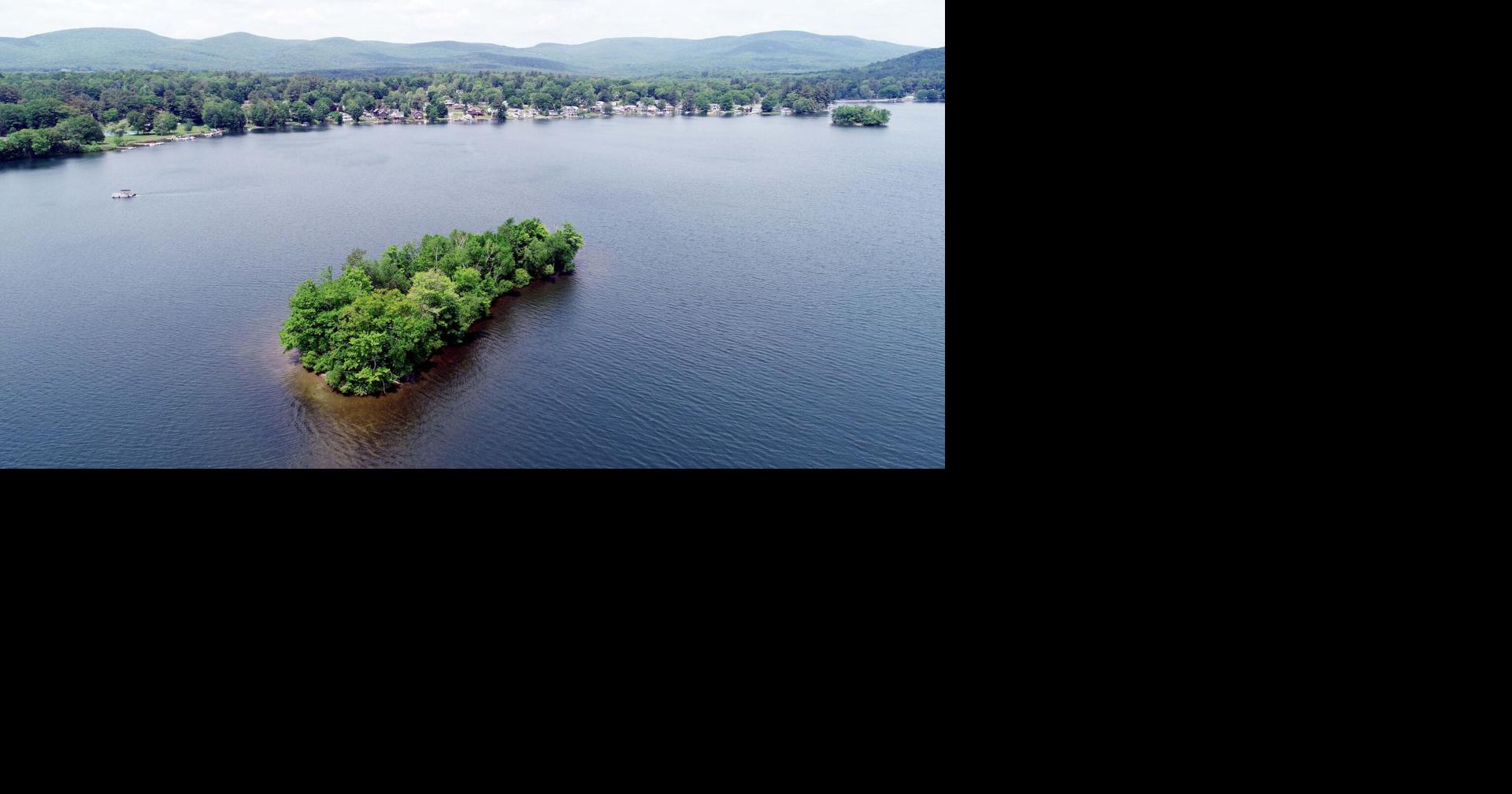 Anne Horrigan Geary: Pontoosuc Lake puts a picture of the past in my ...