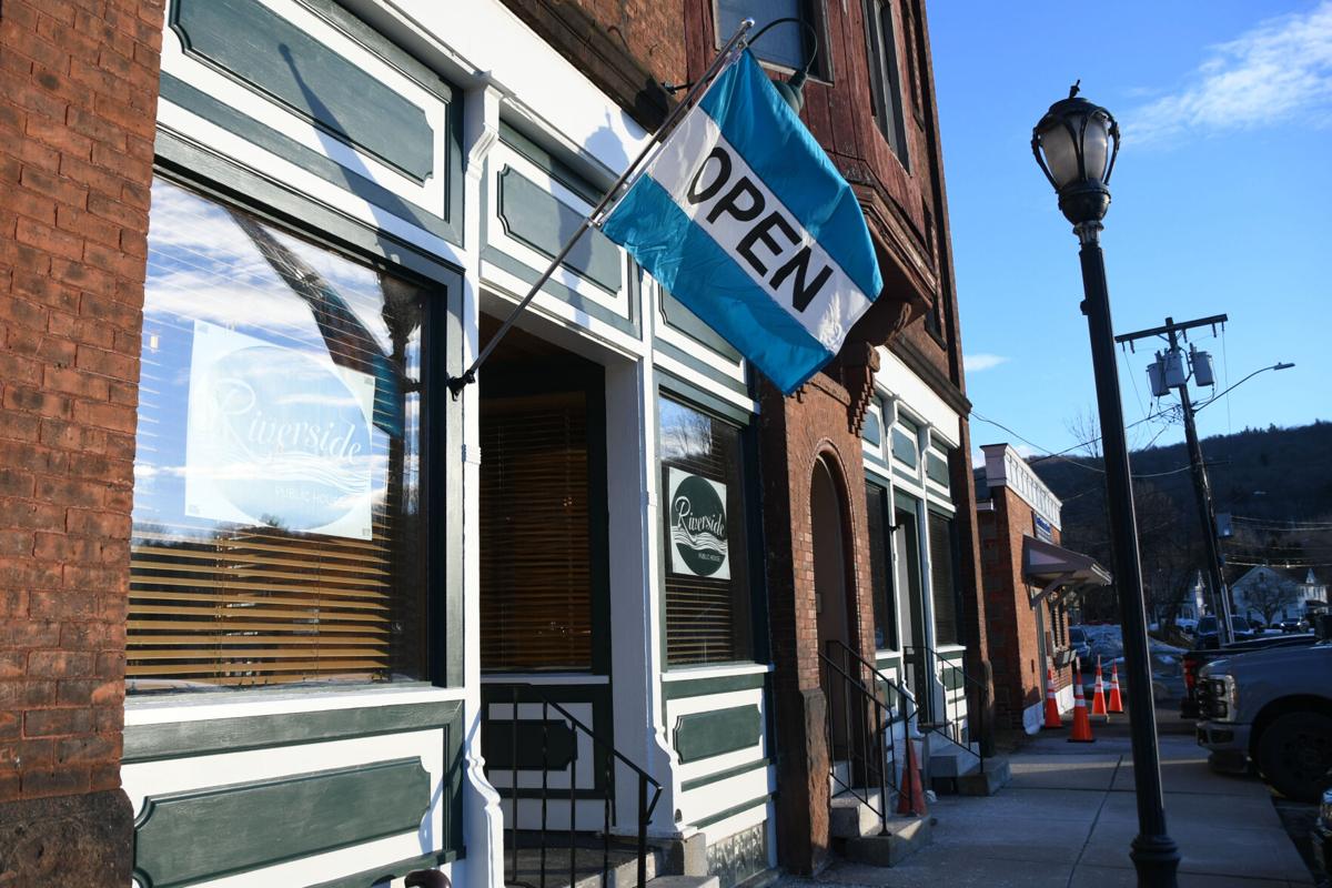 From Dewey’s to Riverside Public House: New restaurant opens in Dalton ...