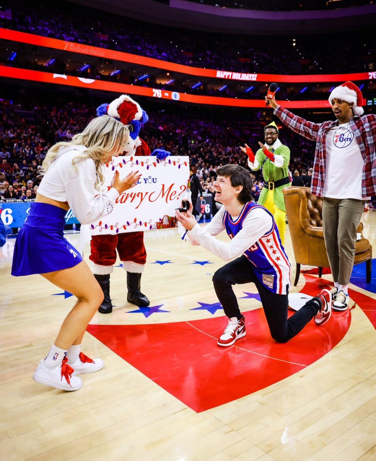 Hinsdale's Chris Girard goes viral for his proposal to his girlfriend ...