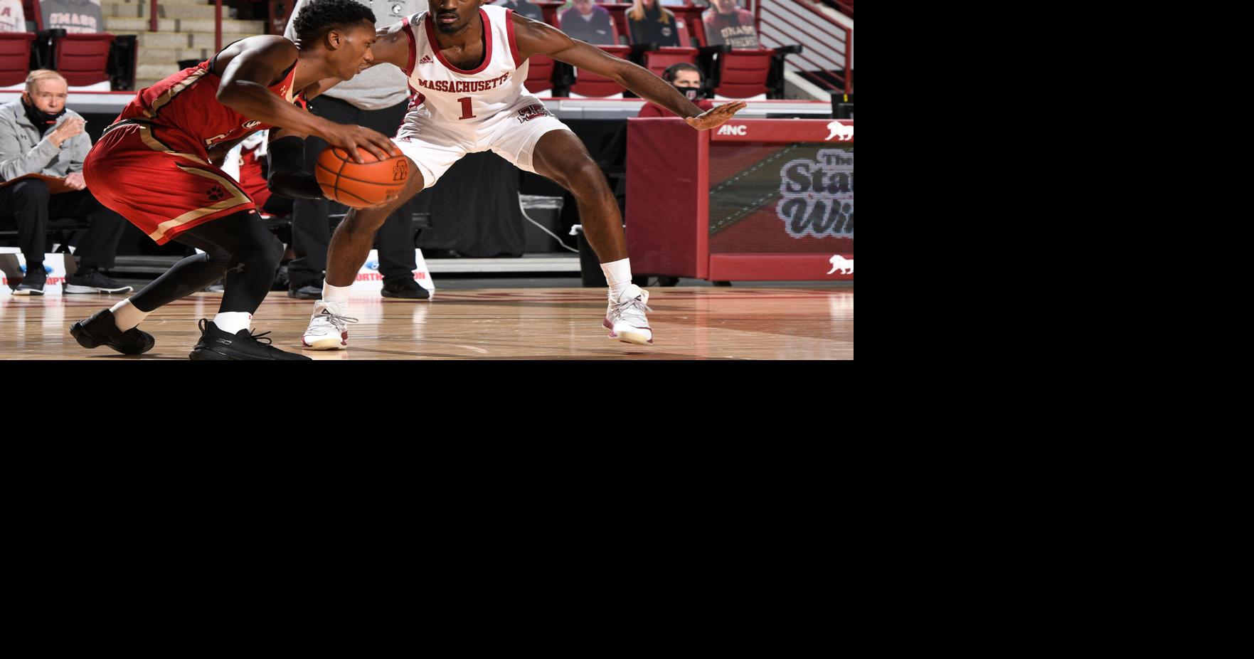 UMass men's basketball loses to Davidson at home, as star Tre Mitchell ...
