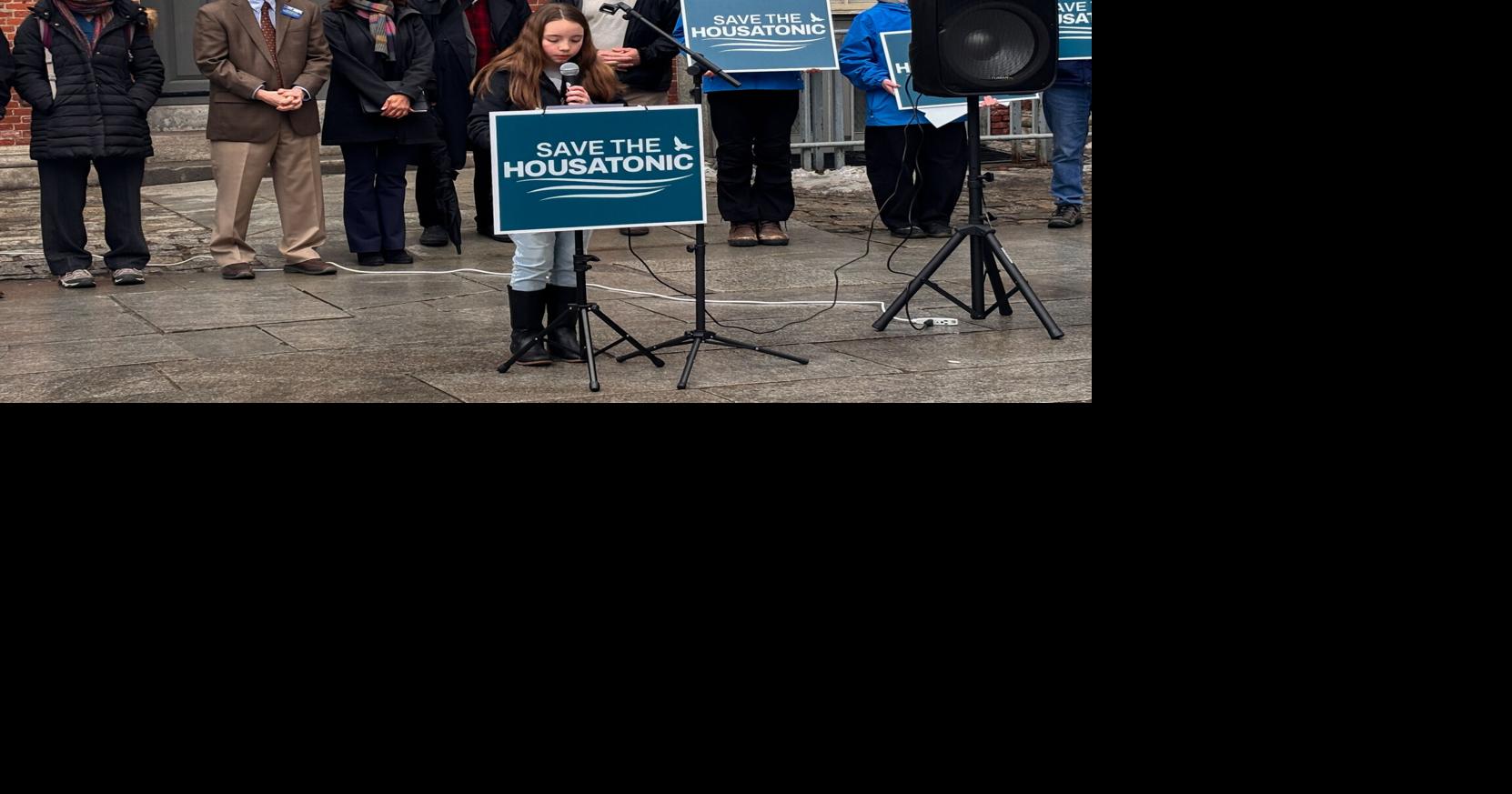 Lee residents rally in Boston to push for alternative PCB cleanup by GE ...