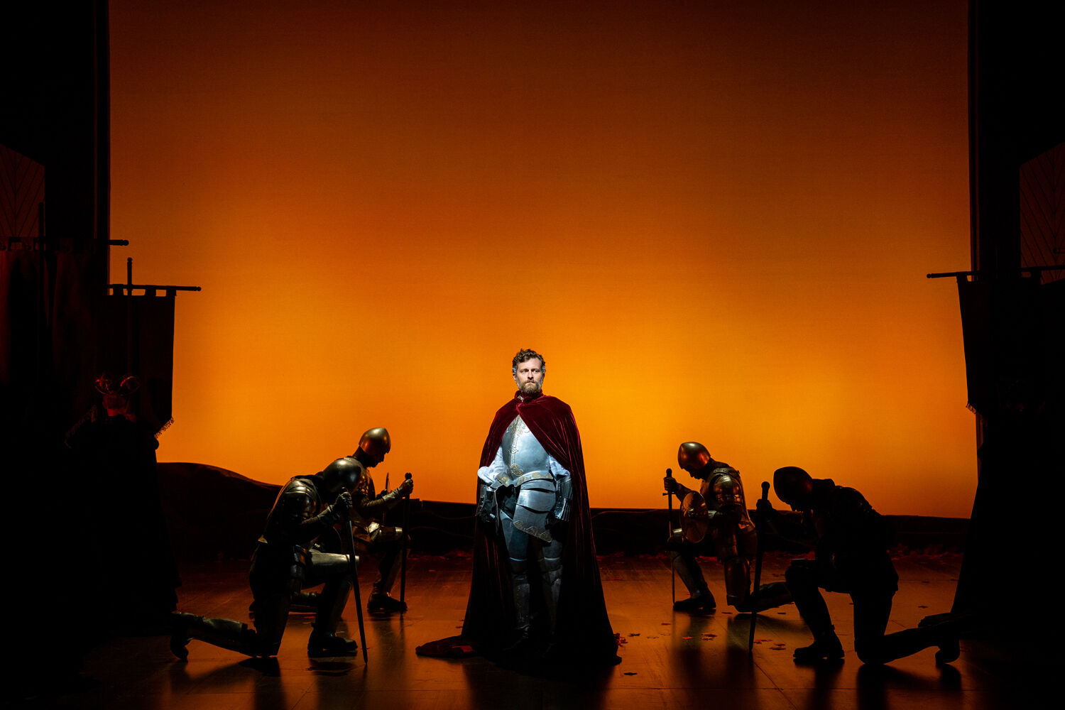 REVIEW: Barrington Stage's staging of 'Camelot' shines with light, shadow and stirring ...