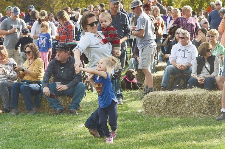 Ramble on: Community warms up for annual Mount Greylock trek with fun ...
